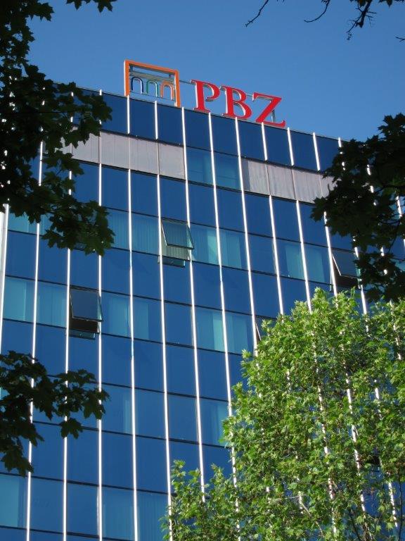 PBZ grupa donira - Hedonist Magazin